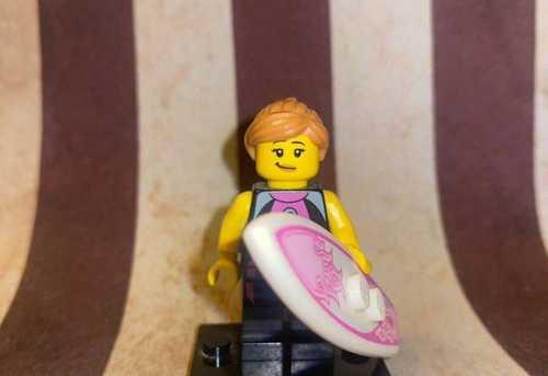 Коллекционная минифигурка Lego Surfer Girl
