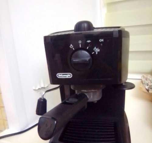 Кофеварка Delonghi