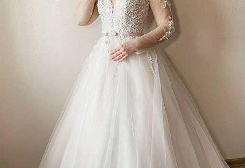 Свадебное платье пышное 50-52 размер