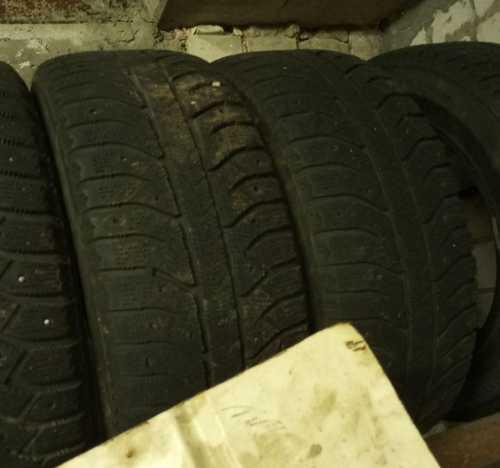 Firestone Ice Cruiser 7 195/60 R15 27
