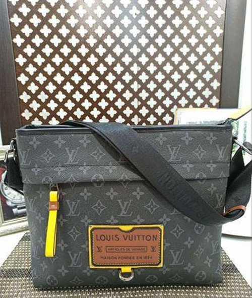 Сумка Louis Vuitton Bisace zippee