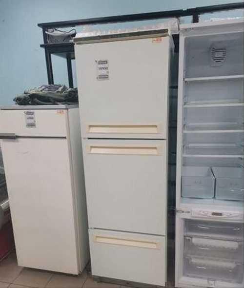 Трехкамерный холодильник Стинол б/у