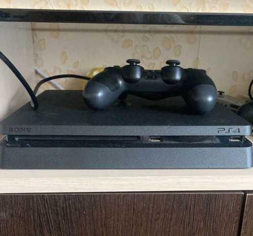 Sony PlayStation 4 Slim, 1000 ГБ
