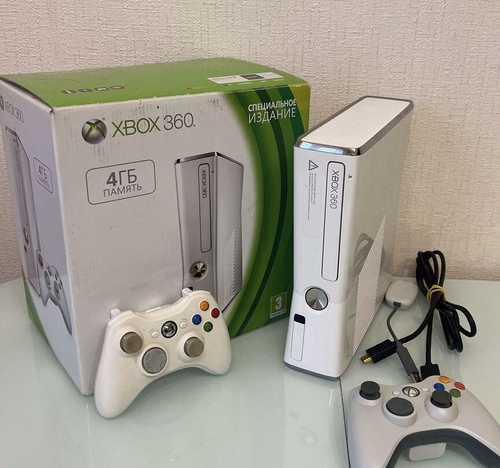 Xbox 360 Slim White Freeboot 320gb