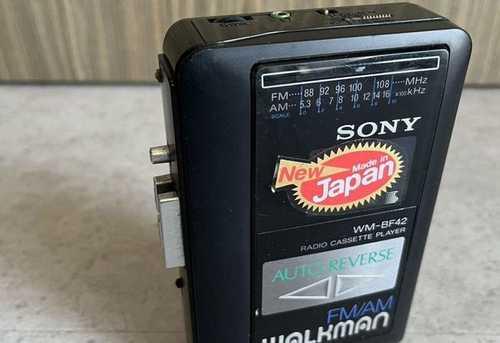 Кассетный плеер Sony Walkman WM-BF42