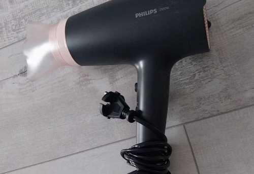 Фен для волос Philips BHD350