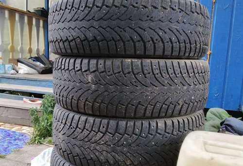 Pirelli Formula Ice 215/70 R16 100T