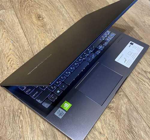 Ноутбук Asus i7-10gen/MX250/SSD