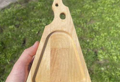 Менажница деревянная в форме сыра