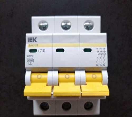 Автоматический выключатель 10А С 3п 4.5кА IEK