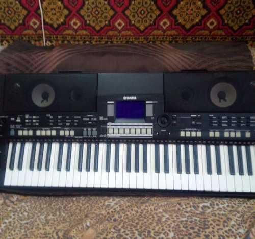Синтезатор yamaha psr С 550