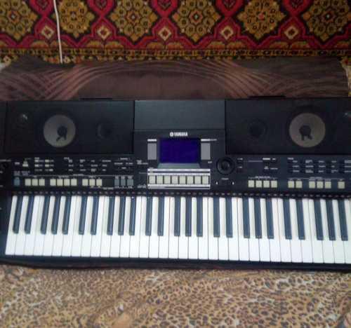 Синтезатор yamaha psr С 550