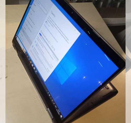 Dell latitude 5300 2in1 i7-8665u 16/256GB