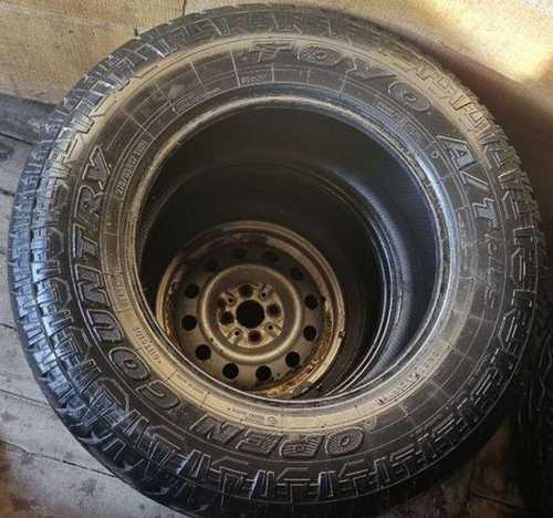 Toyo Open Country A/T Plus 275/65 R17