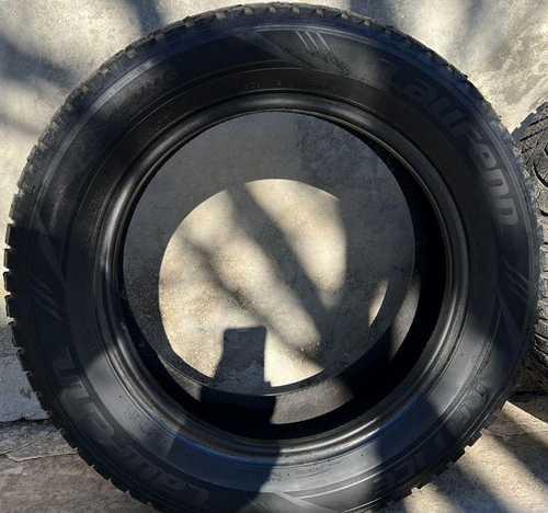 Laufenn I Fit Ice LW 71 205/60 R16