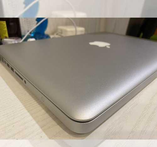 Apple macbook pro 13 2011