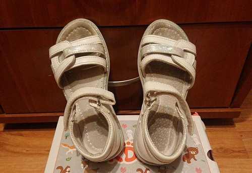 Туфли летние сандалии детские 29 размер