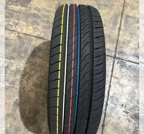 Viatti Strada 2 (V-134) 185/70 R14