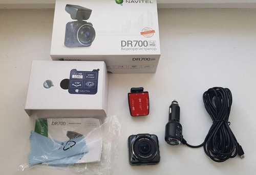 Видеорегистратор navitel DR700