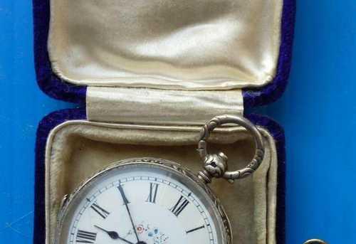 Карманные серебряные часы