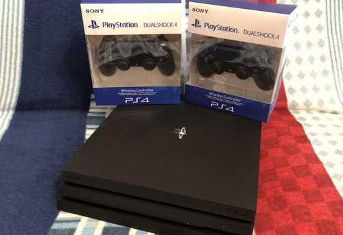 Sony PS4 Pro 1Tb + 2 новых джойстика и много игр