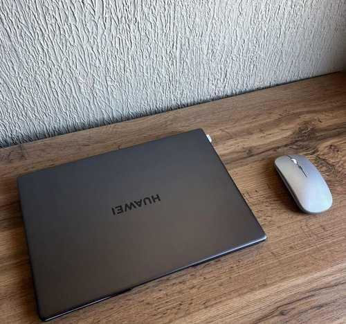 Сенсорный Huawei MateBook 14