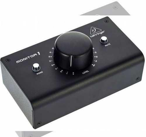 Behringer monitor1