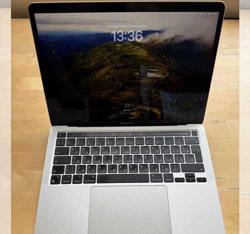 Apple macbook pro 13 m1