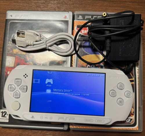 Sony psp e1008 прошитая +8гб