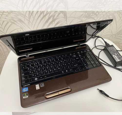 Ноутбук toshiba satellite L755