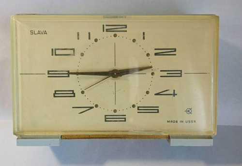 Часы СССР настольные электронно-механические Слава