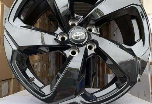 Чёрные диски R18 Toyota RAV4