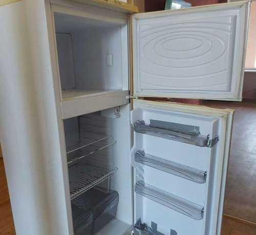 Холодильник днепр 232