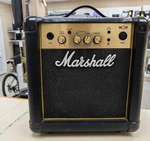 Гитарный комбоусилитель marshall (Сев)