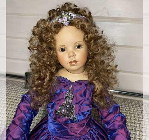 Винтажная фарфоровая кукла