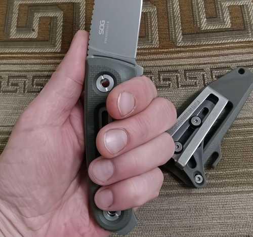 Нож EDC