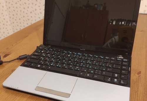 Ноутбук asus серия Eee PC 1215N