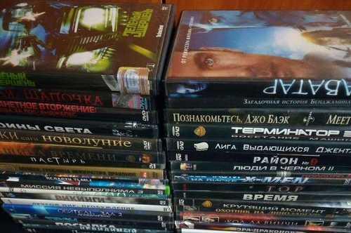 Шикарная фантастика.36 DVD дисков+ DVD player