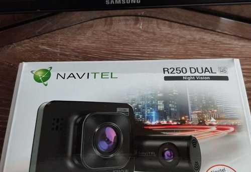 Видеорегистратор Navitel R250 Dual