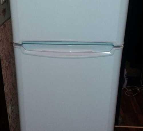 Холодильник Indesit T 14 R