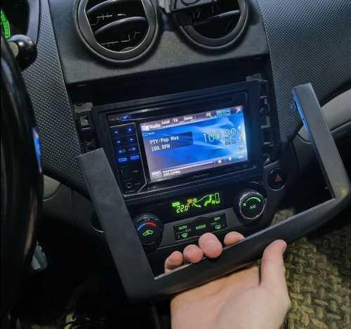 Автомагнитола Pioneer AVH-2300DVD