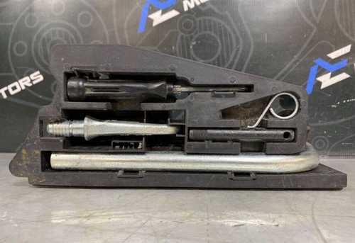 Комплект инструмента Audi A6 C6 caja 2011
