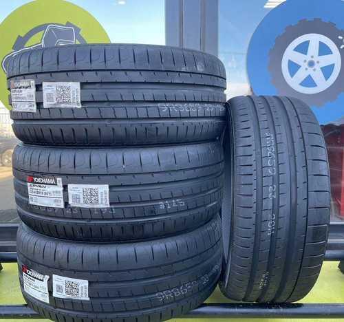 Yokohama Advan Sport V107 305/35 R23