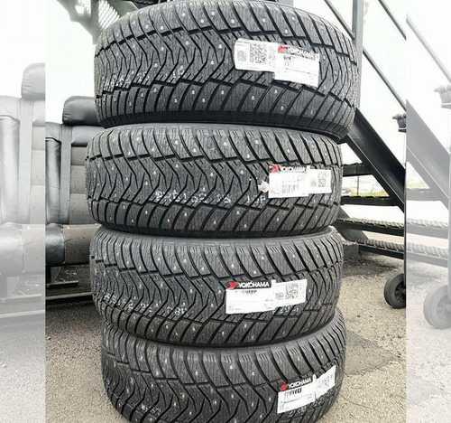 Yokohama Ice Guard IG65 245/40 R19 98T