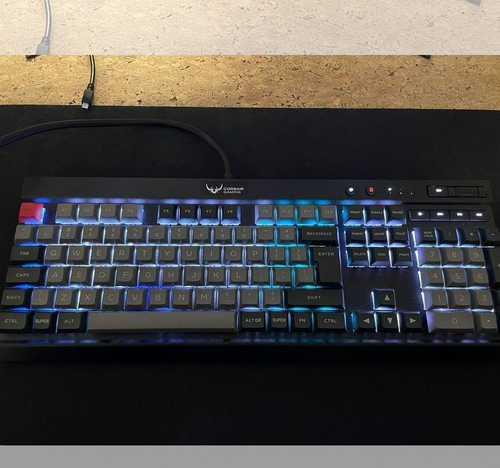 Игровая механическая клавиатура Corsair K70 RGB