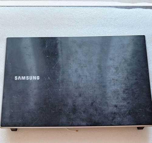 Верхняя крышка Матрицы на ноутбук Samsung NP300V4A