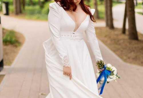 Свадебное платье со шлефом 46-48