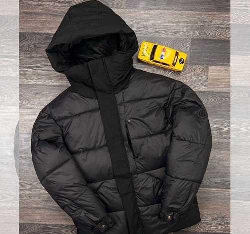 Зимние куртки Moncler