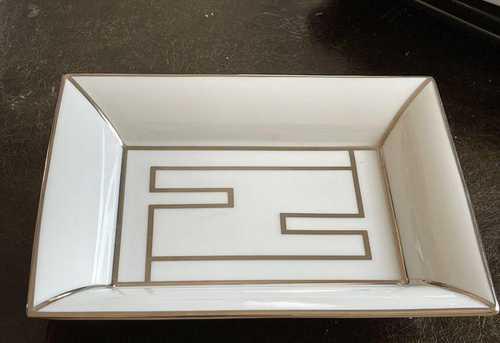 Fendi фарфоровая мелочница пепельница