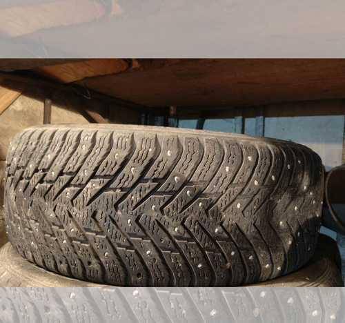 Nokian Tyres Hakkapeliitta 8 225/55 R17 97T